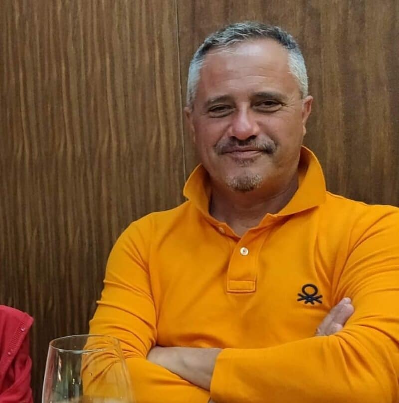 Home - Portughes Laundry & Dry Cleaning Ltd